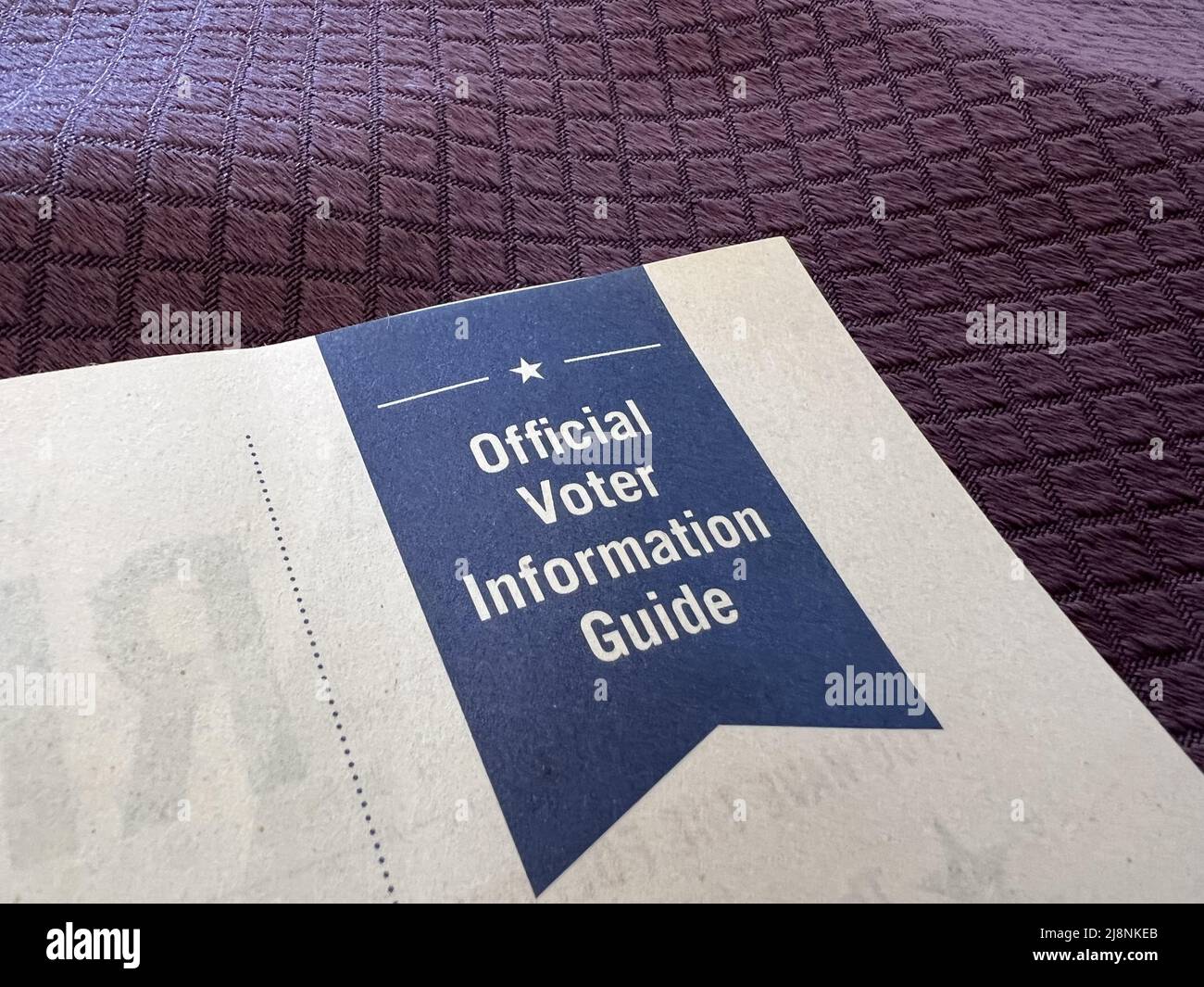 Official voter information guide booklet for 2022 American primary ...