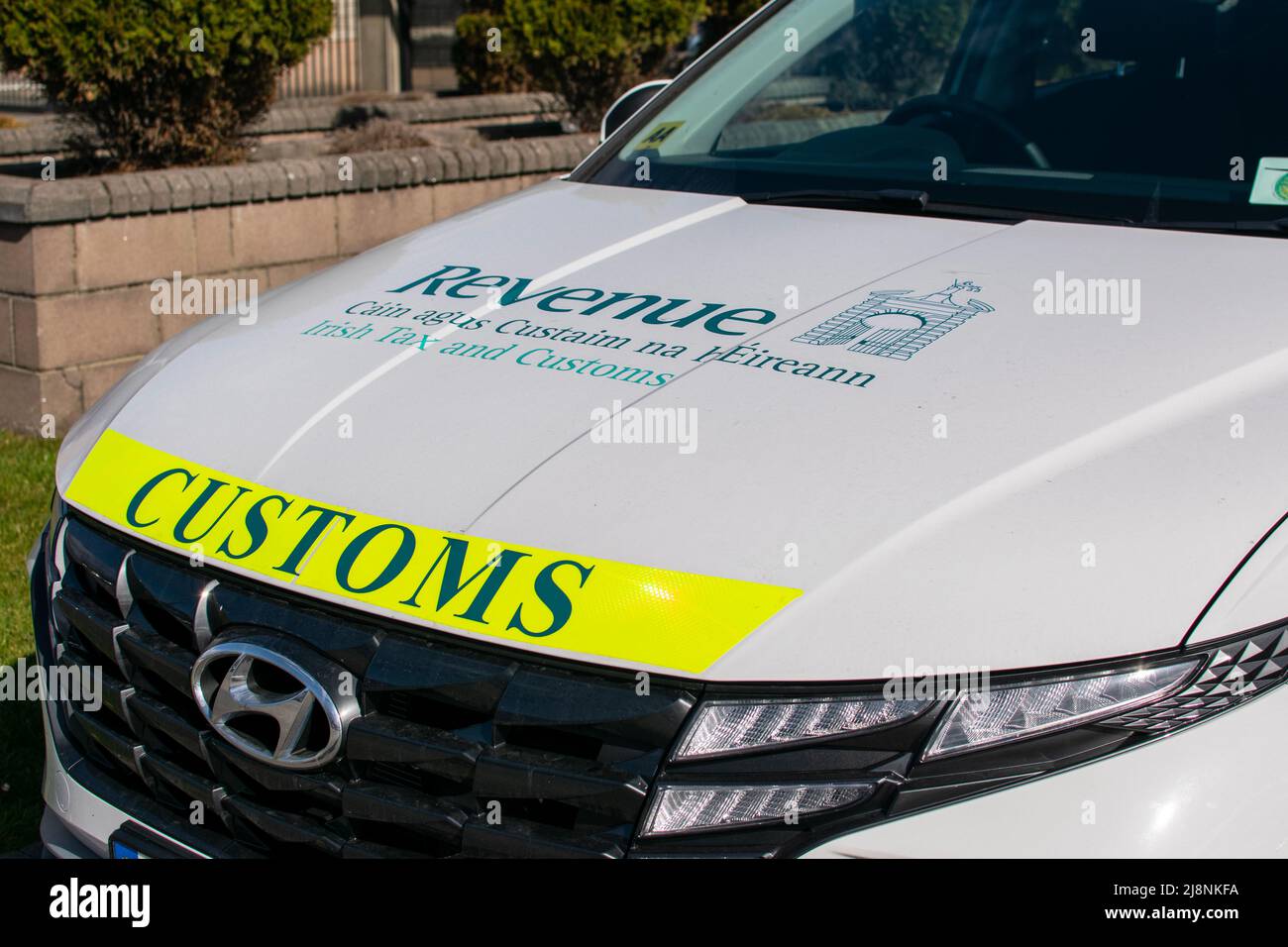 Customs declaration sign hi-res stock photography and images - Alamy