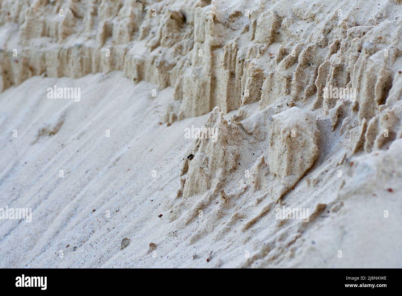 Cliff like wall hi-res stock photography and images - Alamy
