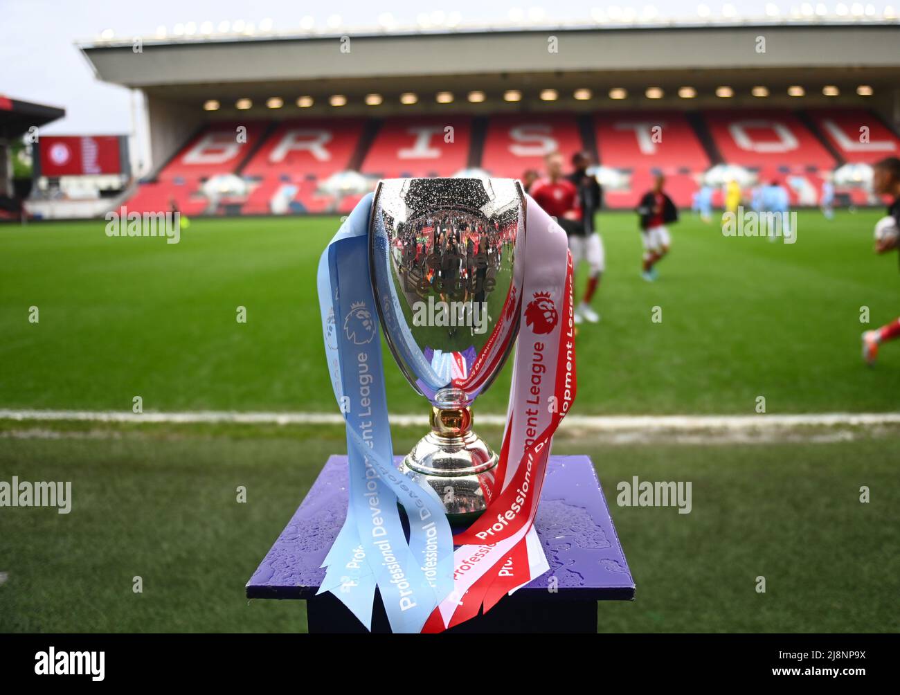 Professional development league cup hi-res stock photography and images ...