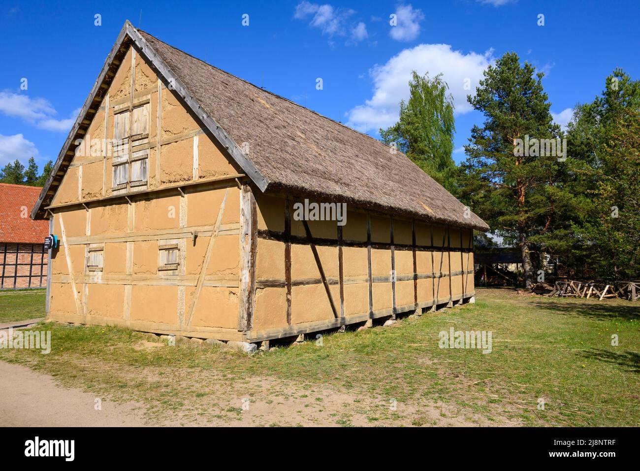 Old polish barn hi-res stock photography and images - Alamy