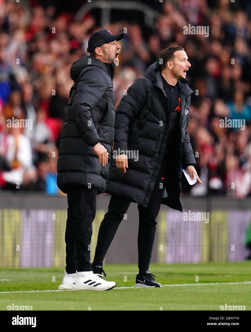 Liverpool manager Jurgen Klopp reacts after Southampton's first goal on ...