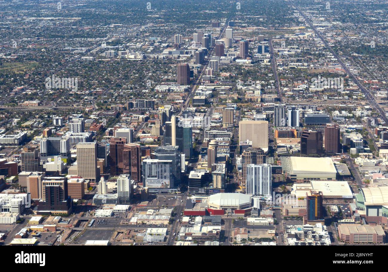 Aerial view of Phoenix, Arizona, from an aircraft window as the plane ...