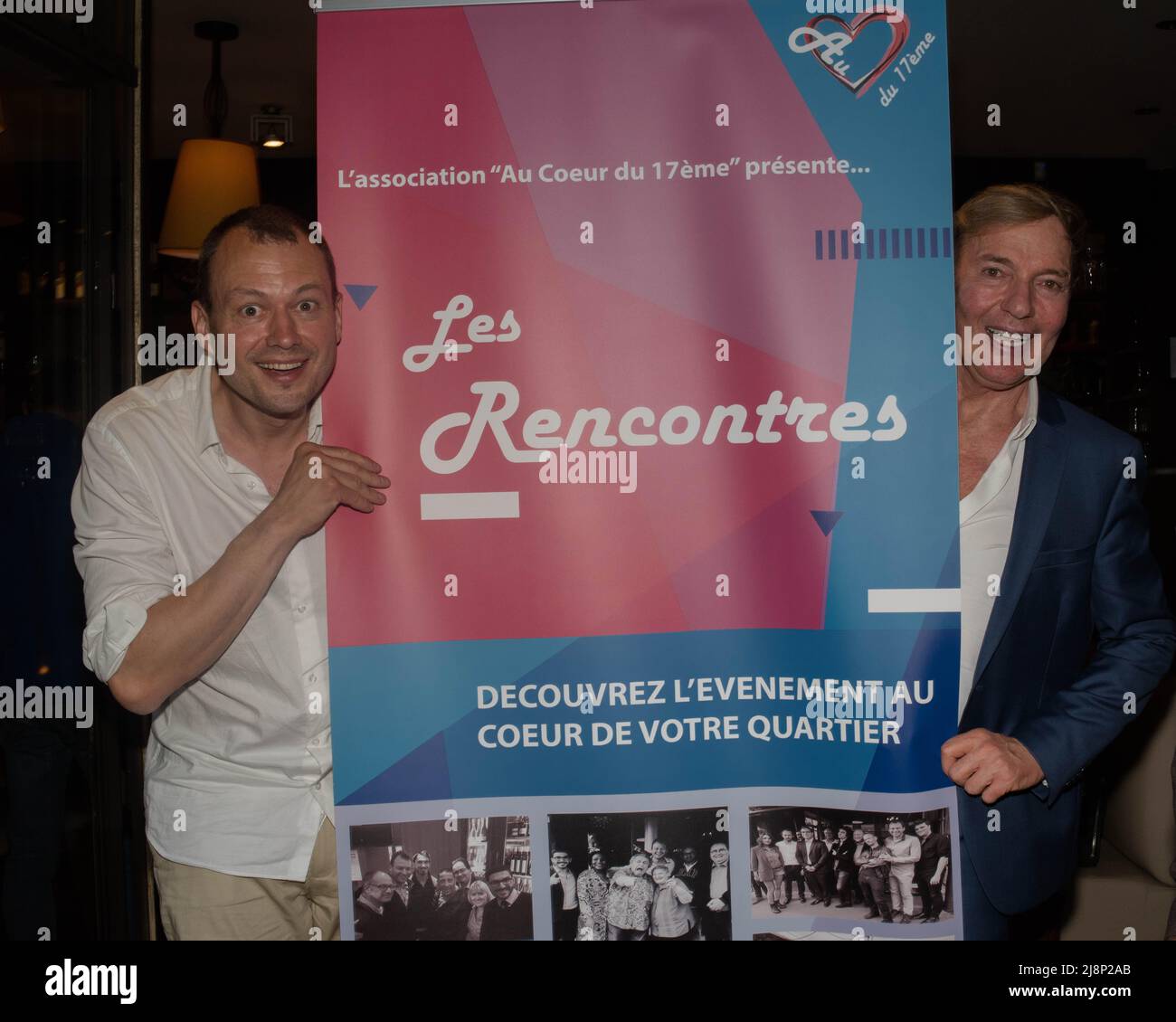 A la rencontre de Tony Gomez au Café Latéral à Paris 75017 France Stock ...