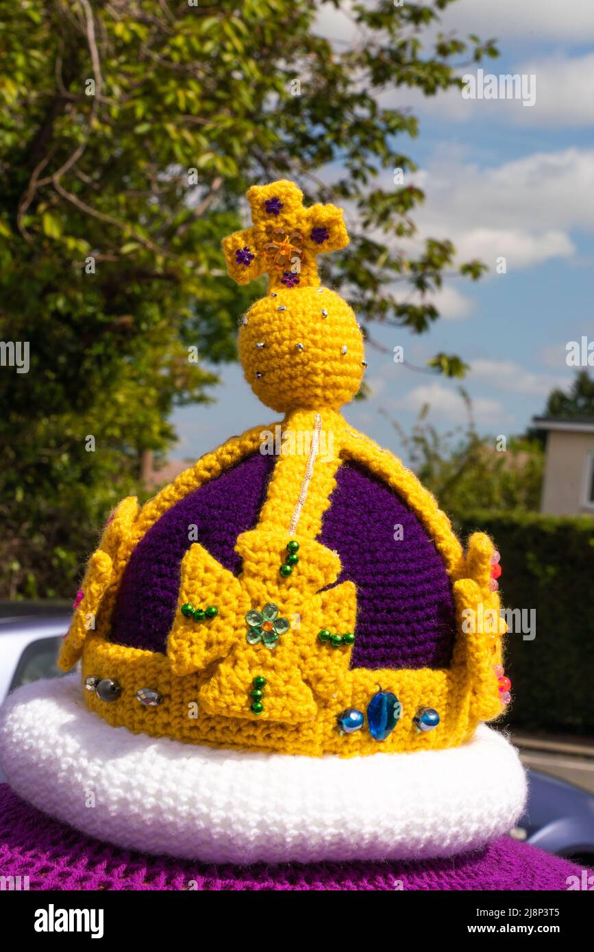 Red, postbox, post box, crocheted, Royal Mail, woolly hats, hand ...