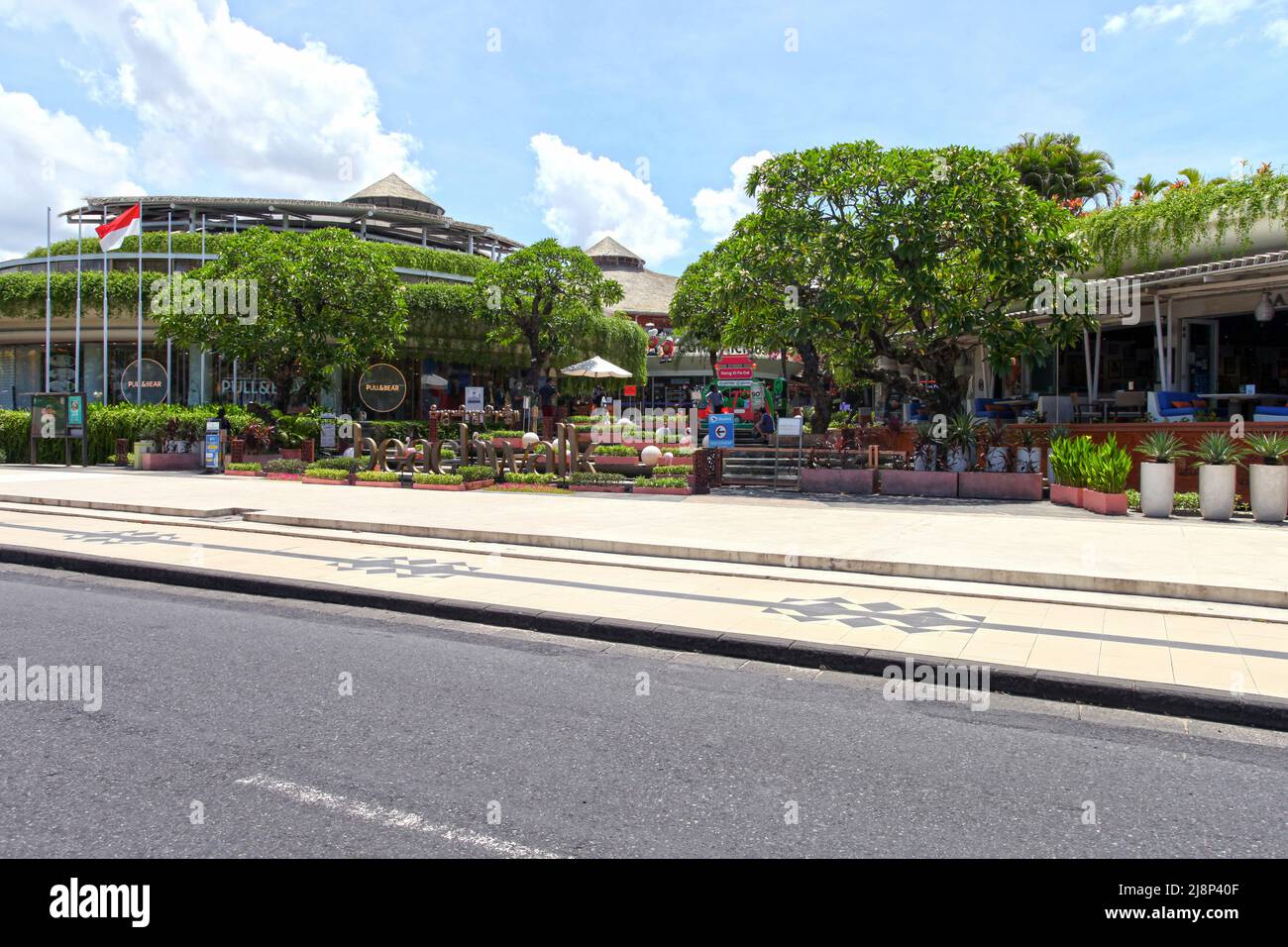 View of Jalan Pantai Kuta or Kuta Beach Road near the Beachwalk ...