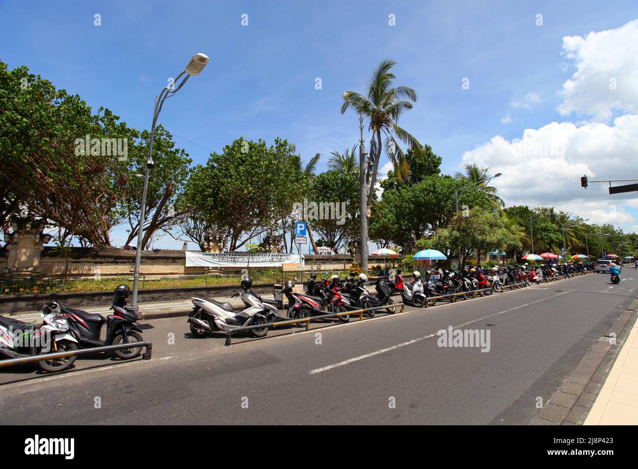 View of Jalan Pantai Kuta or Kuta Beach Road near the Beachwalk ...