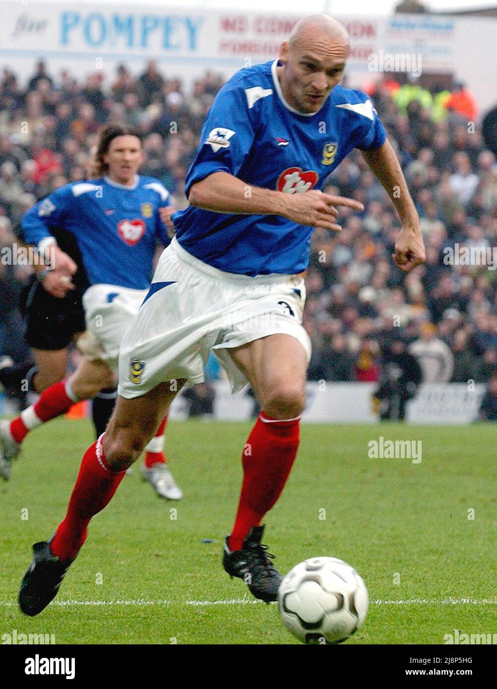 PORTSMOUTH V WOLVES 31-01-04 IVICA MORNAR PIC MIKE WALKER 2004 Stock ...