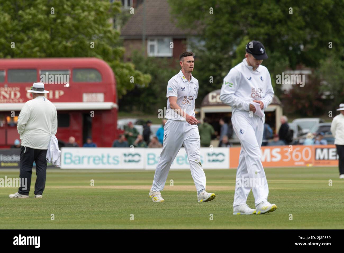 Nathan Gilchrist Kent county cricket bowler Stock Photo - Alamy
