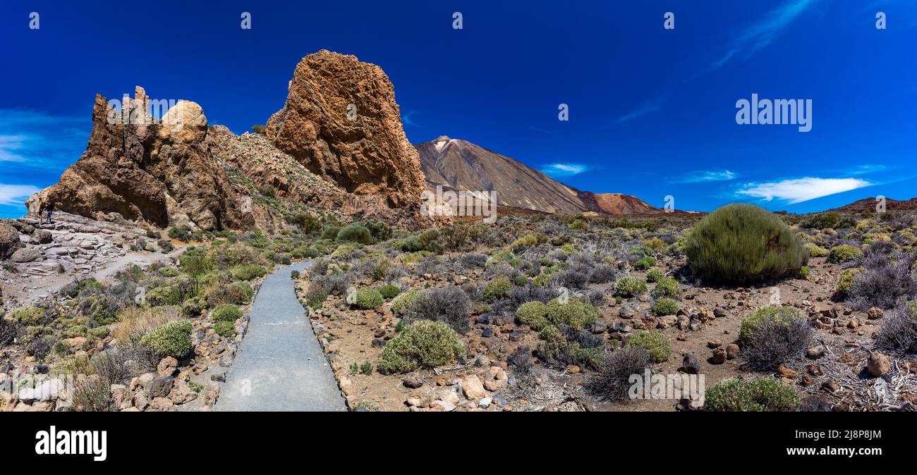 Amazing volcanic rock formations, Roques de Garcia, Tenerife, Canary ...