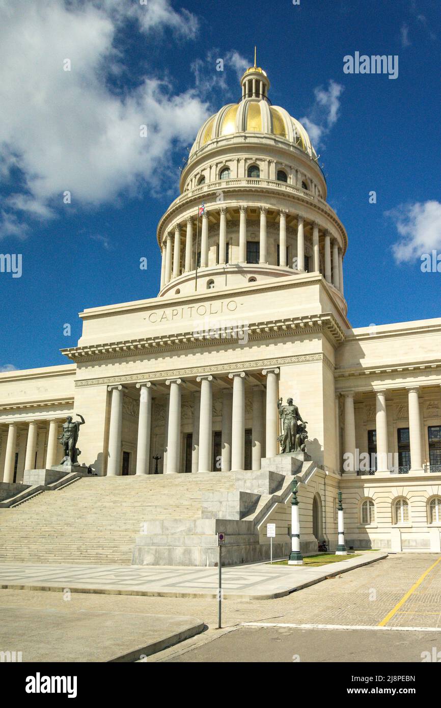 National Capitol Building (Capitolio Nacional de Cuba), Paseo del Prado ...