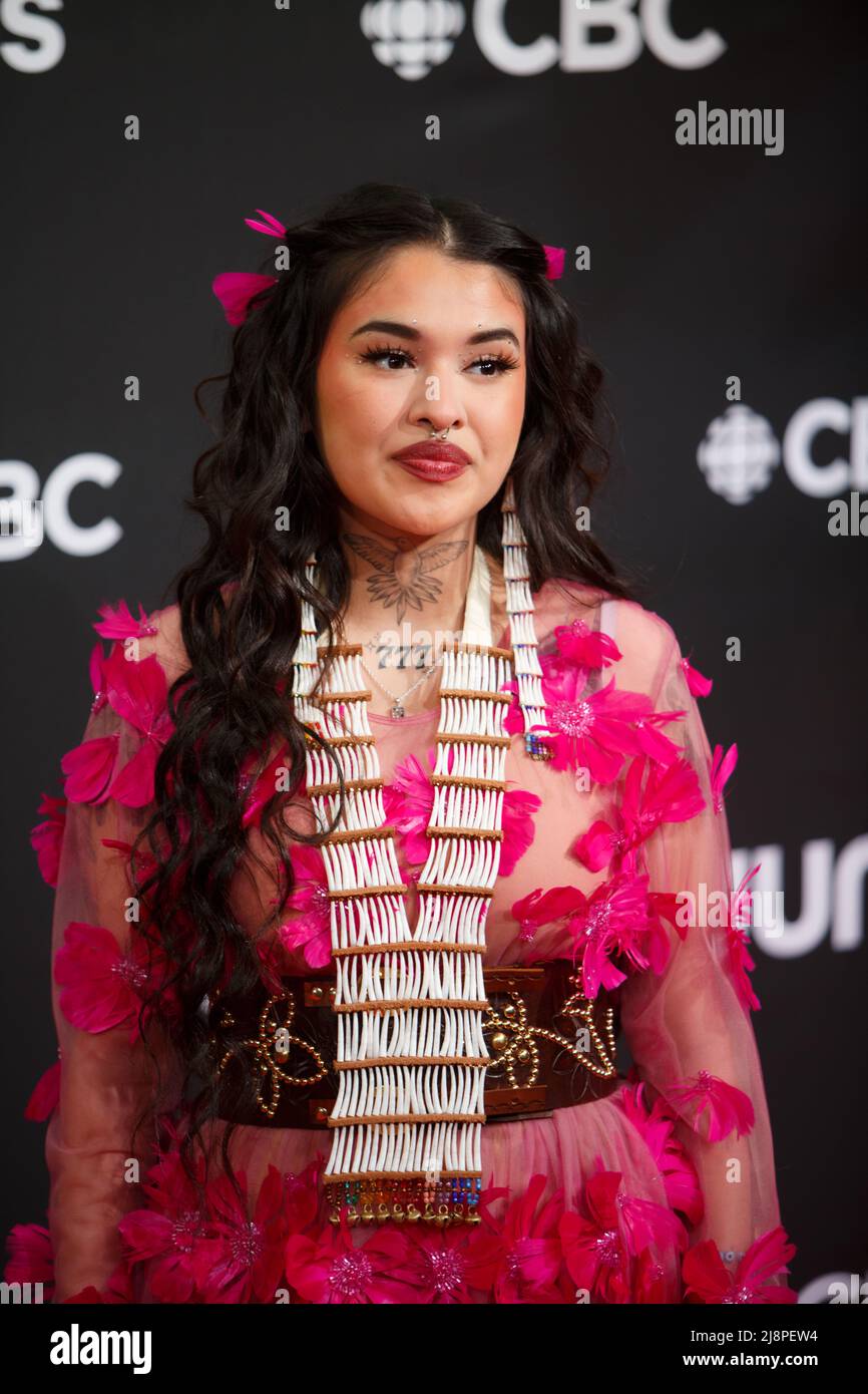Tia Wood stuns on the Red Carpet at the 2022 Juno Awards in Toronto ...