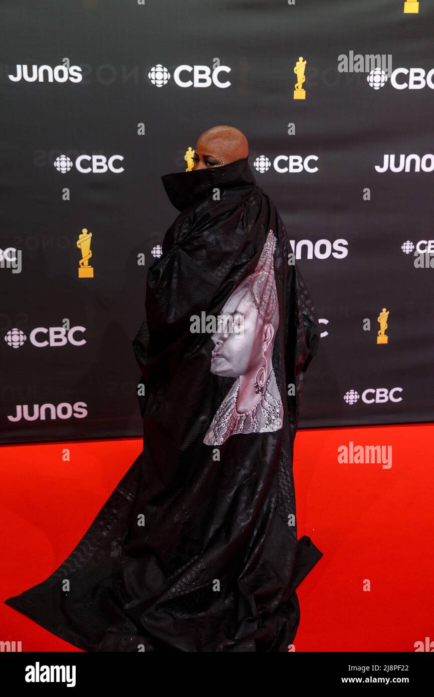 Sate wears a cape featuring the image of her late mother, Blues singer ...