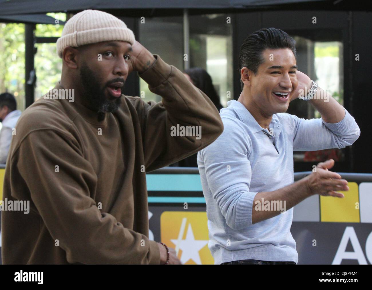 Stephen Boss, aka tWitch and Mario Lopez dancing on "Access Daily ...