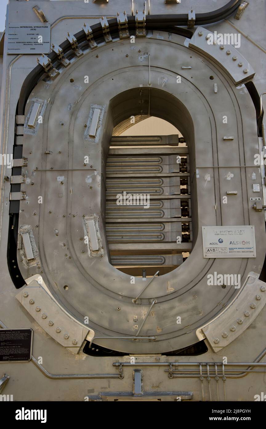 Scale model intercoil structure of ITER fusion reactor Stock Photo - Alamy