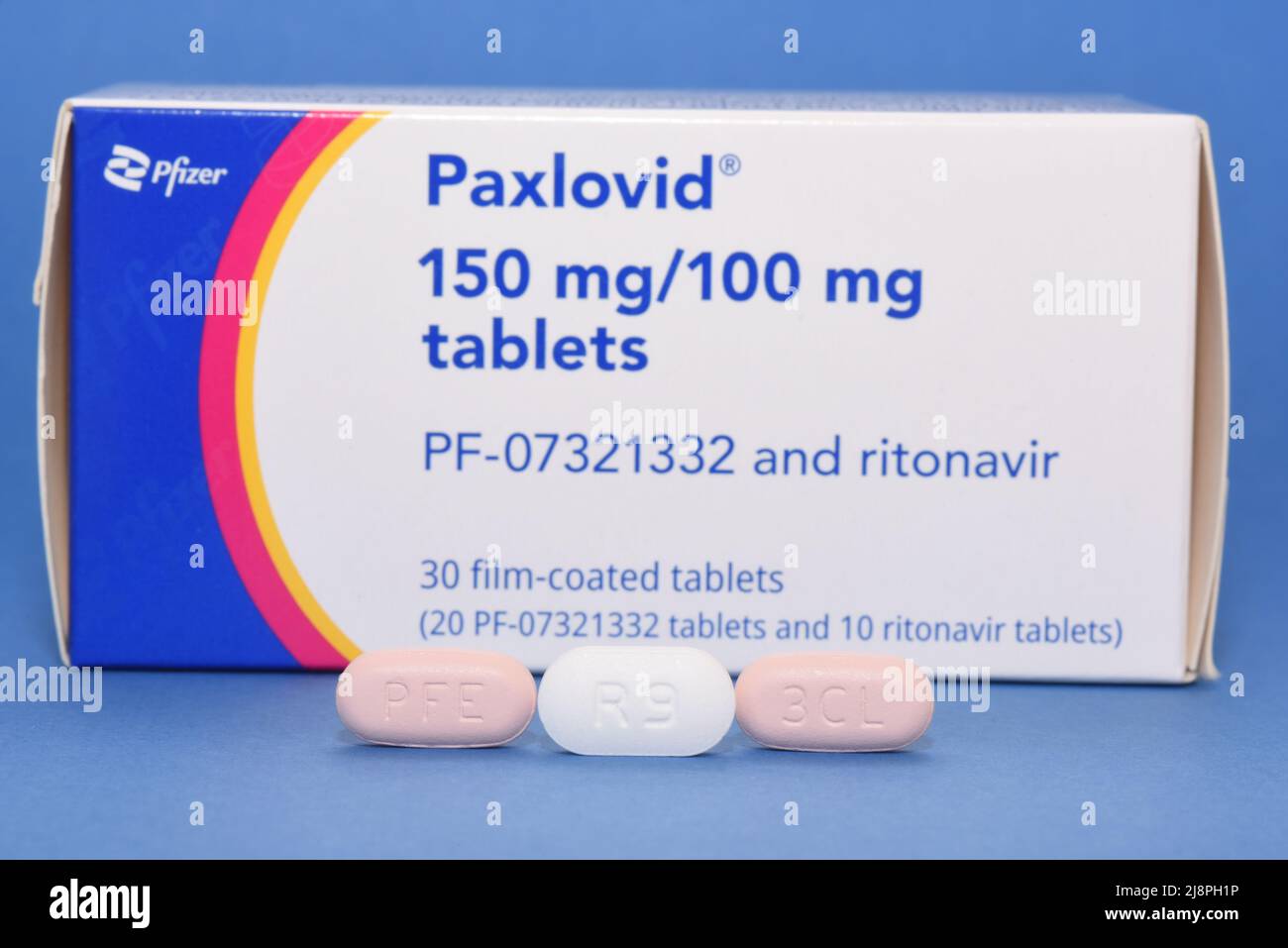 Paxlovid covid-19 drug Stock Photo - Alamy