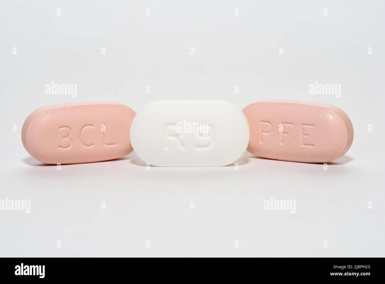 Paxlovid covid-19 tablets Stock Photo - Alamy
