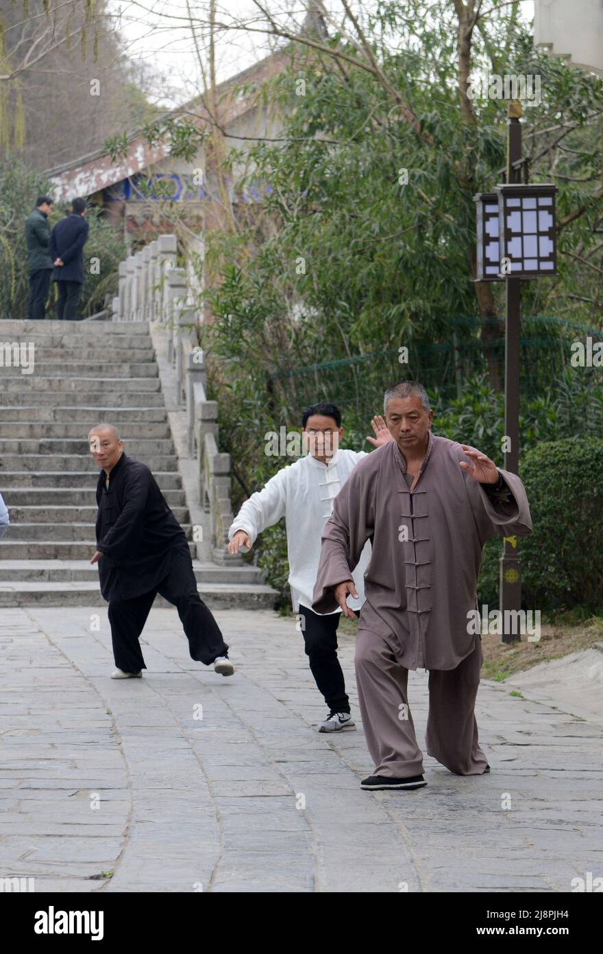 Tai culture hi-res stock photography and images - Alamy