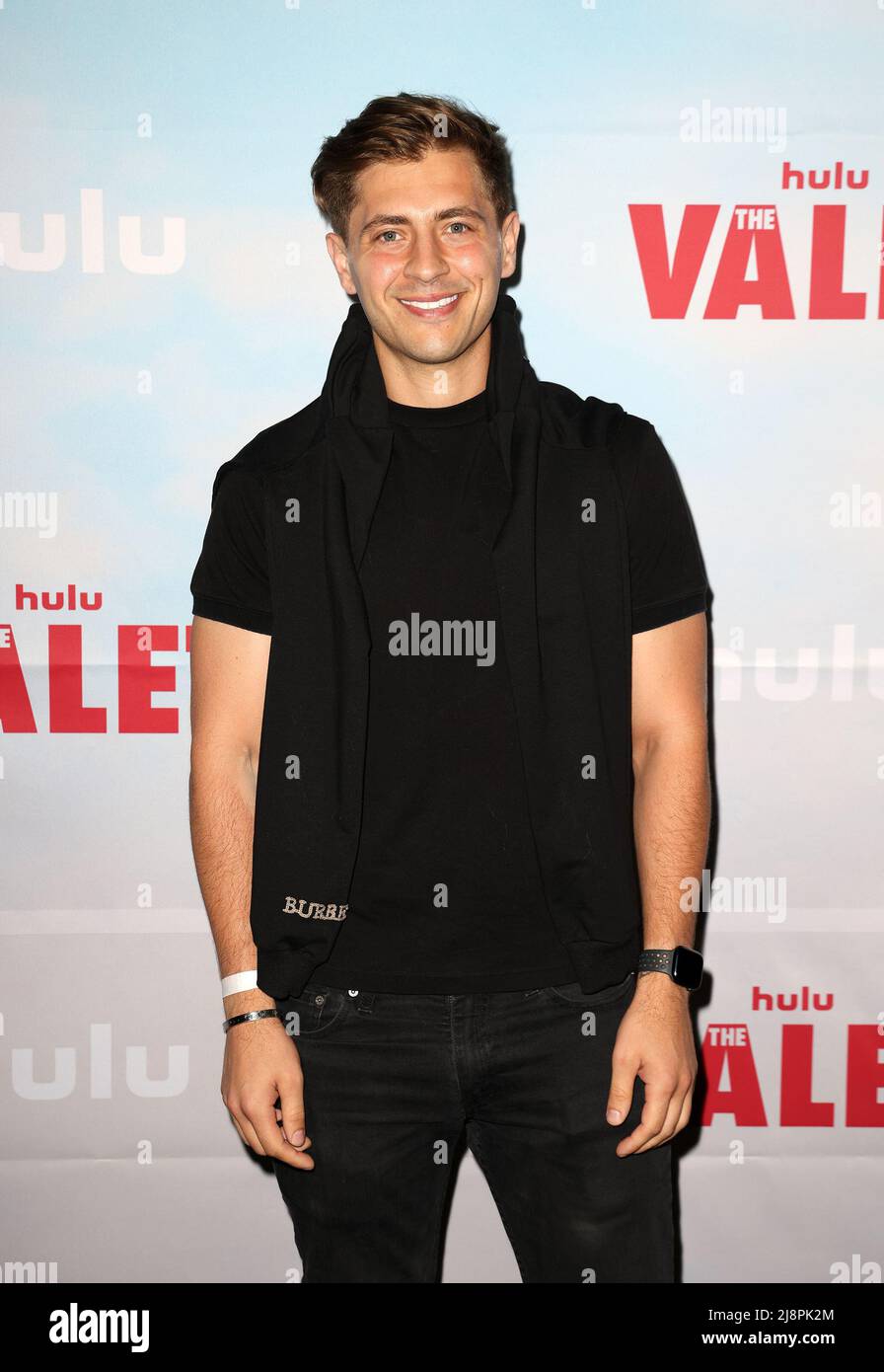 The valet hulu hi-res stock photography and images - Alamy