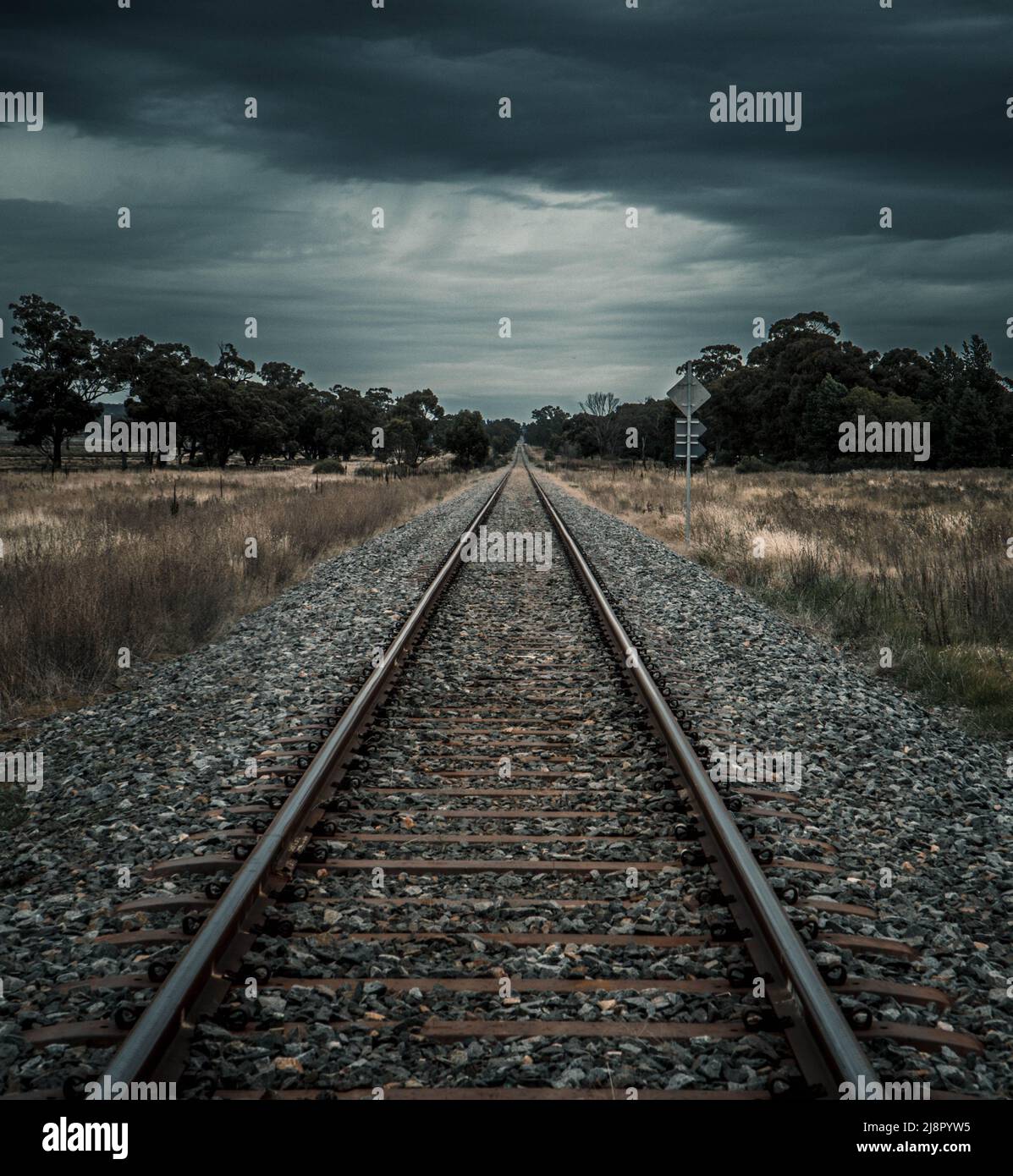 Cold rainy image hi-res stock photography and images - Alamy