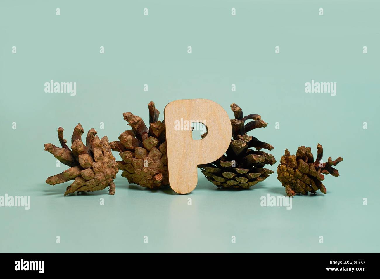 Grunge font letter p hi-res stock photography and images - Alamy