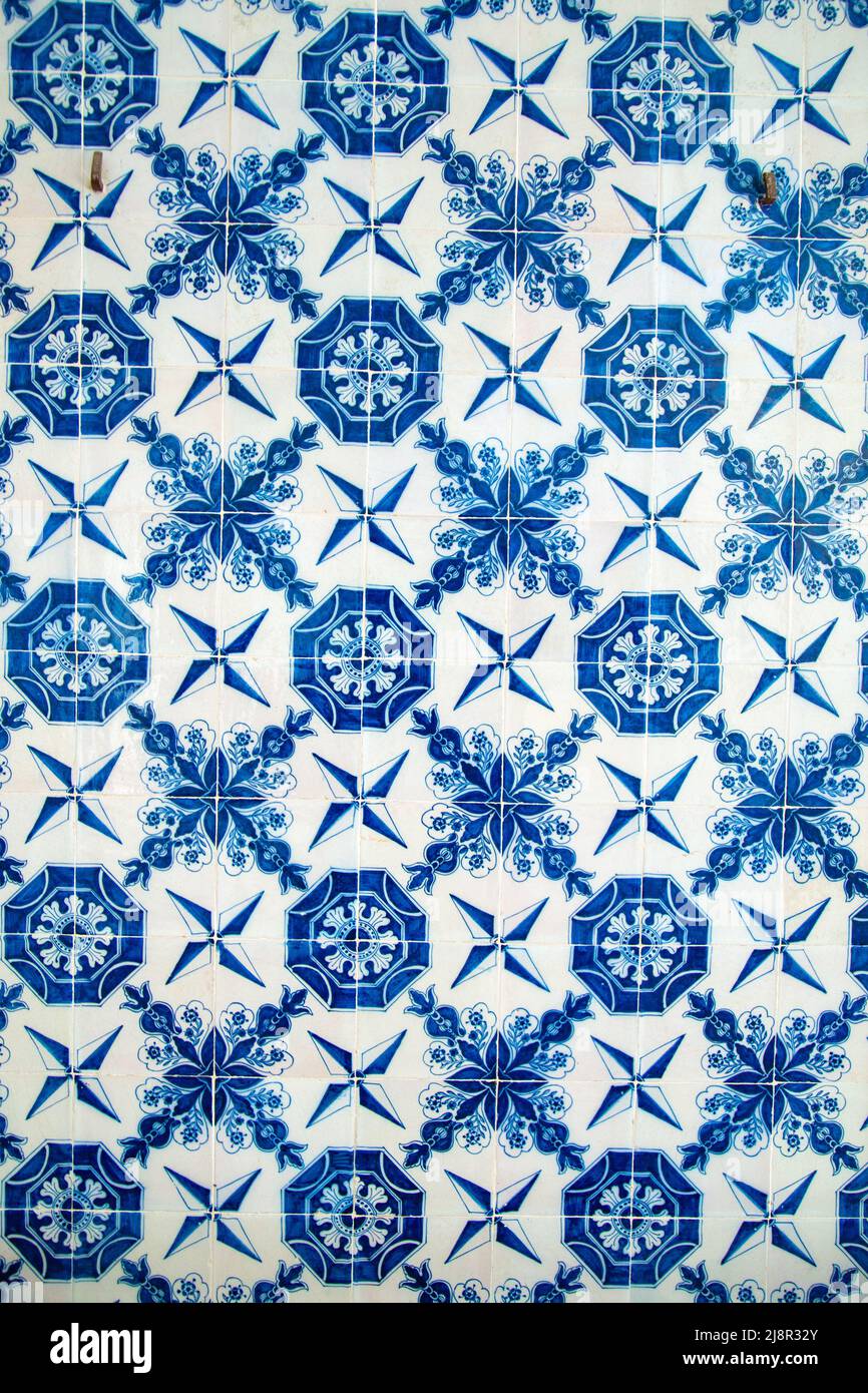 Traditional turkish ceramic design hi-res stock photography and images ...