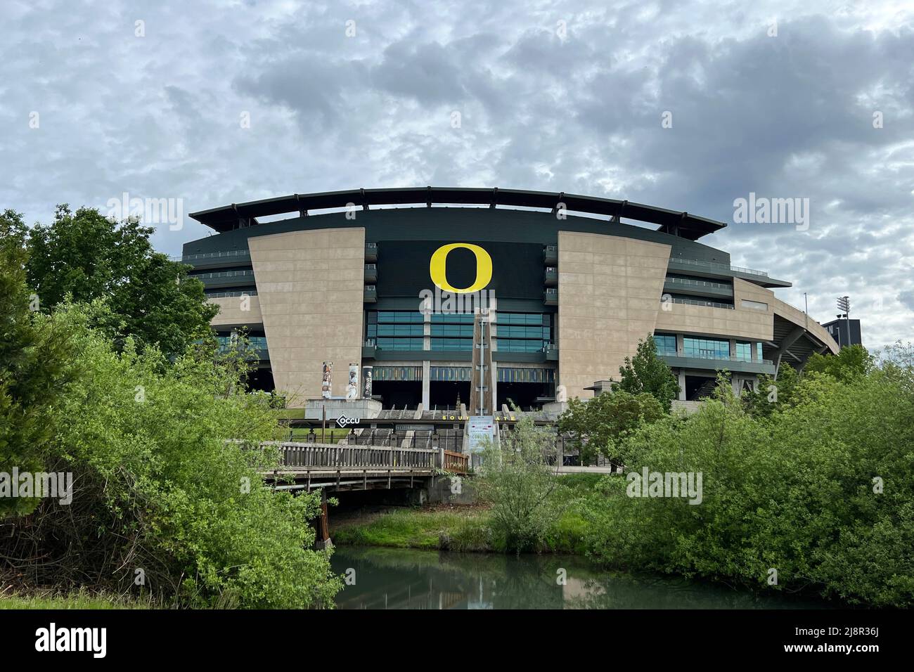 Home of oregon ducks football team hi-res stock photography and images ...