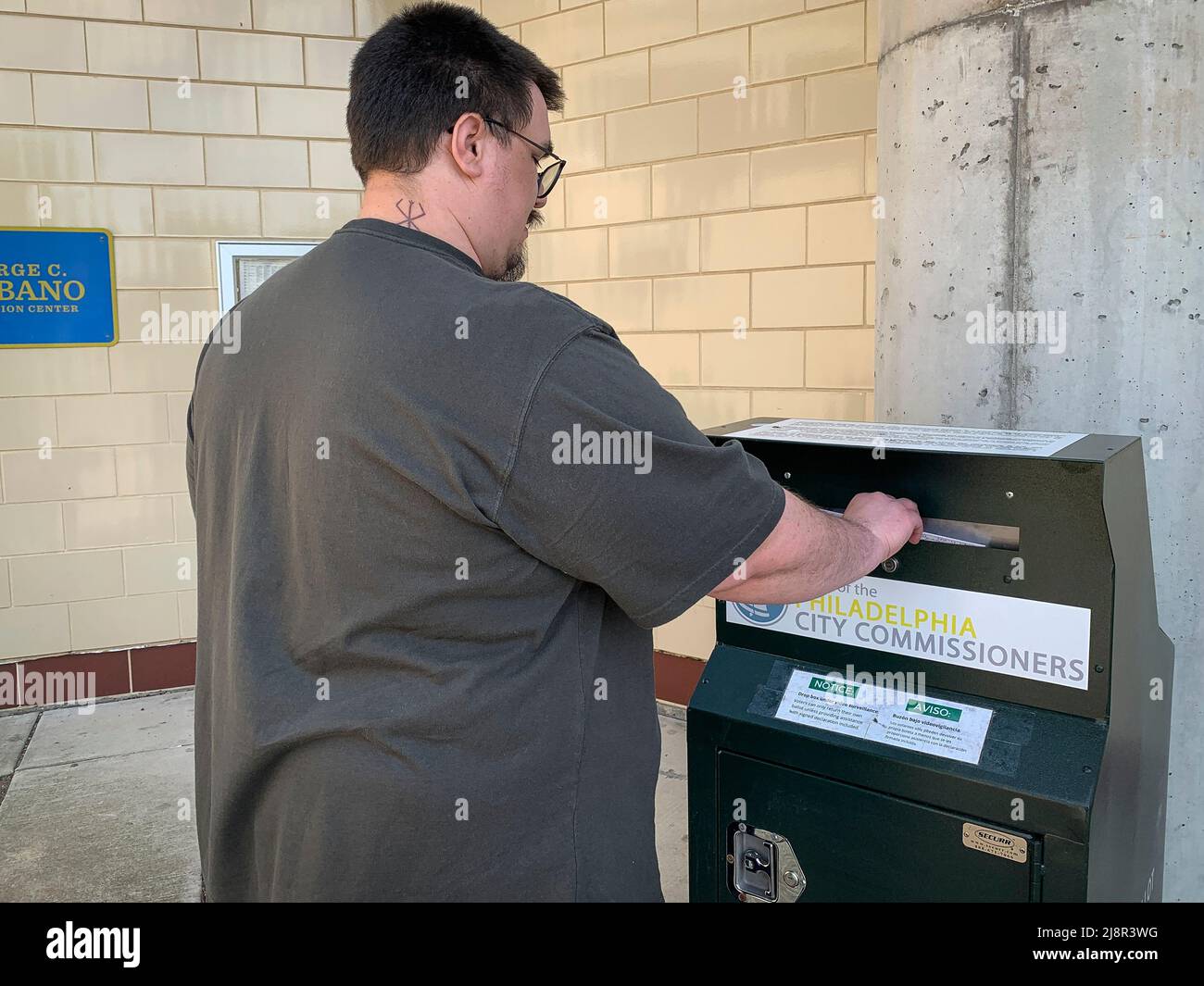 2022 election ballot drop box hi-res stock photography and images - Alamy