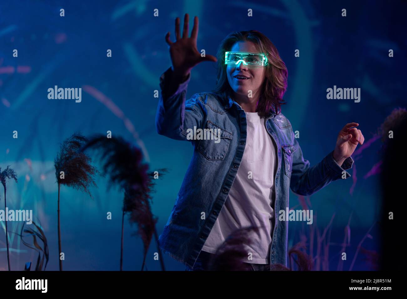 Reality virtual man concept hi-res stock photography and images - Alamy