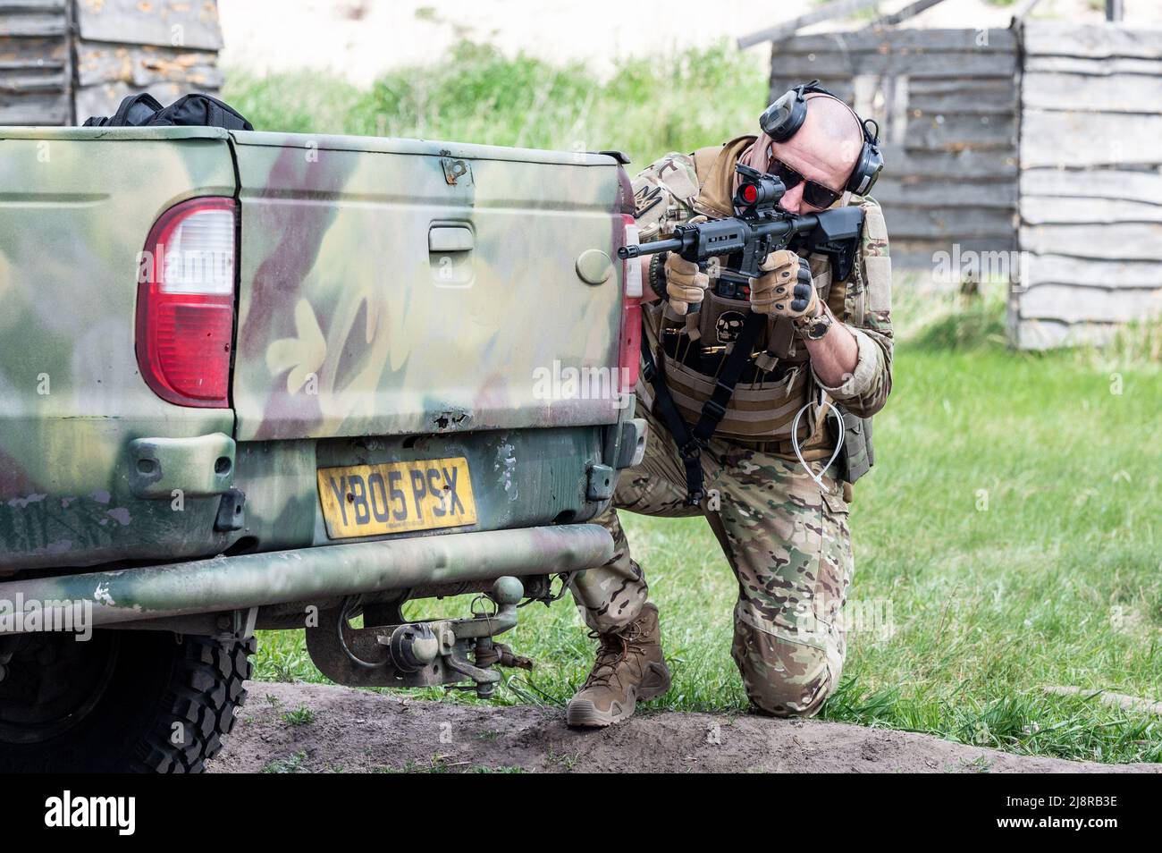 Civilian volunteers training to enter the Ukrainian army. (Photo by ...