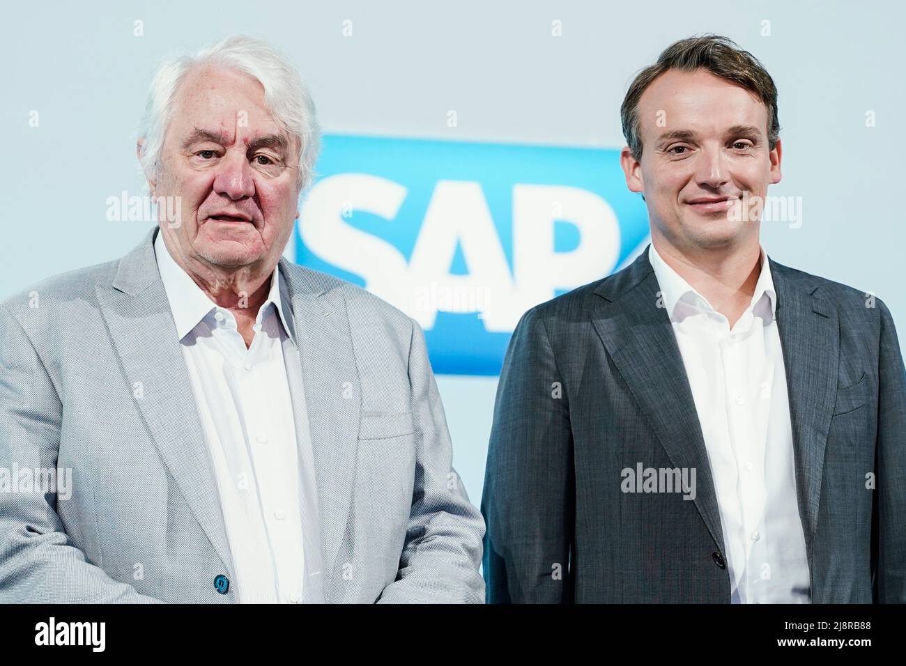 Walldorf, Germany. 18th May, 2022. Christian Klein (r), Spokesman of ...