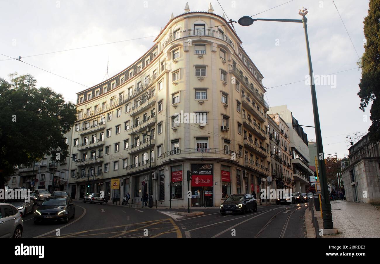 Mid century residential building hi-res stock photography and images ...