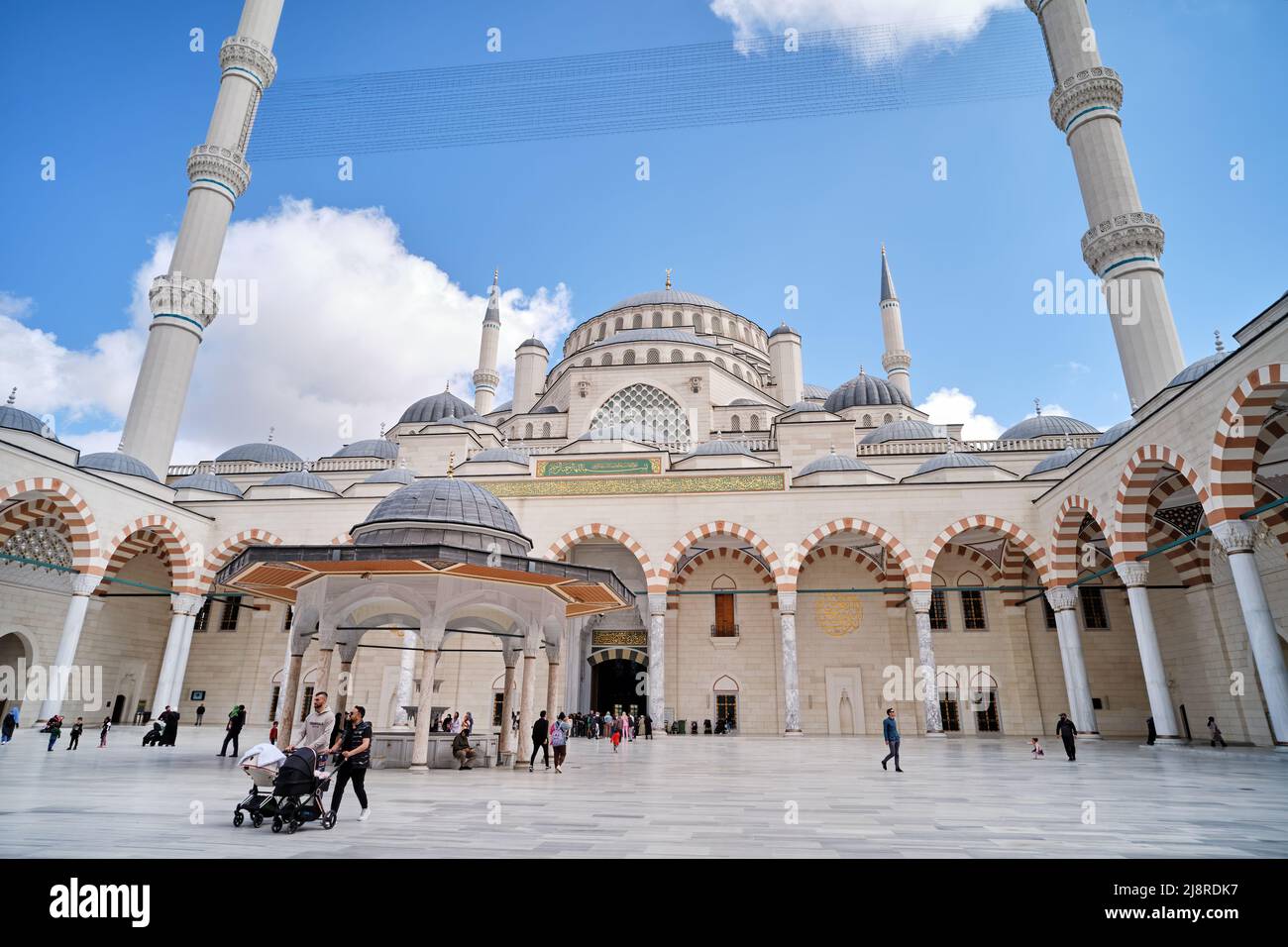 Courtyard detail from Grand Camlica Mosque, largest mosque in Turkey ...