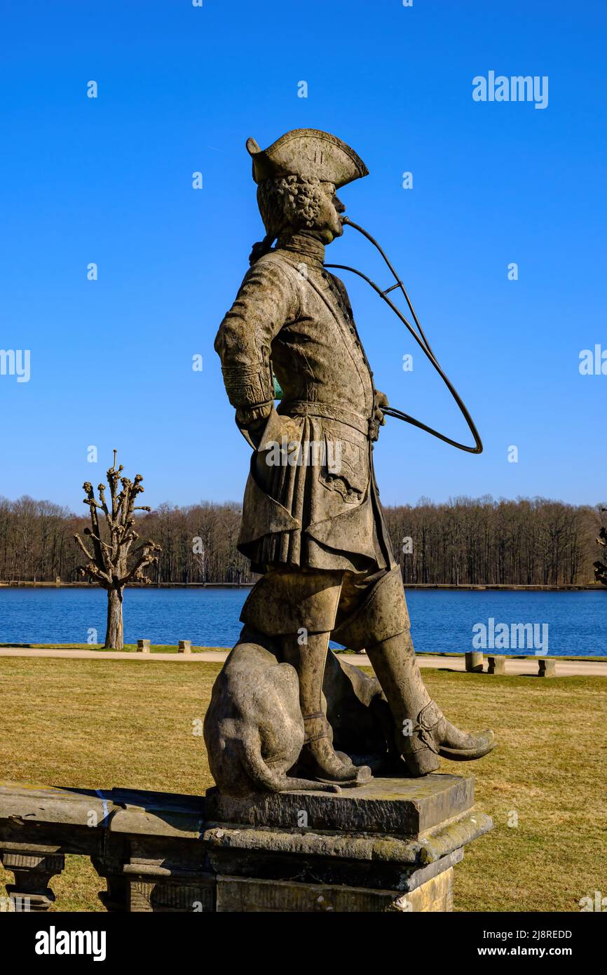 Statue hunter dog moritzburg castle hi-res stock photography and images ...