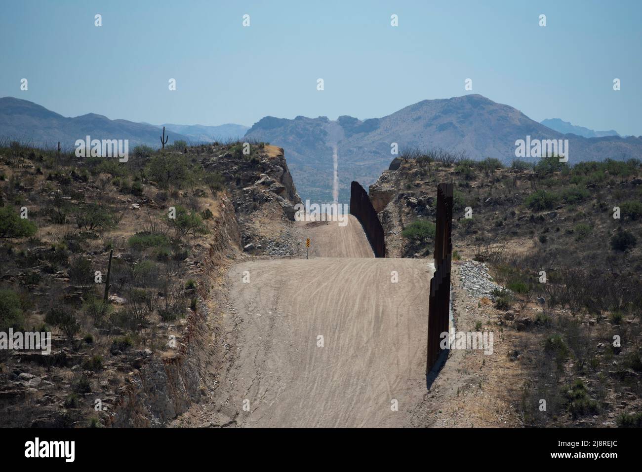 Tohono o’odham fence hi-res stock photography and images - Alamy