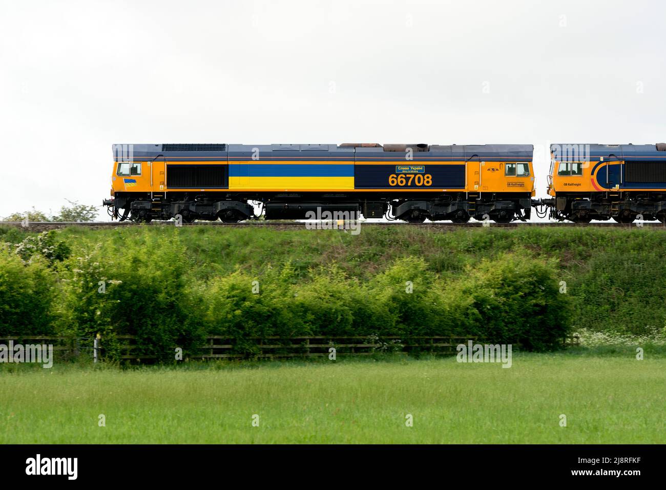 GBRf class 66 diesel locomotive No. 66708 "Glory to Ukraine" in ...