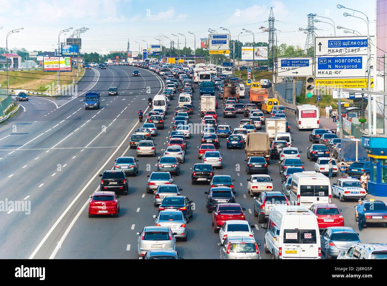 Mkad highway traffic hi-res stock photography and images - Alamy