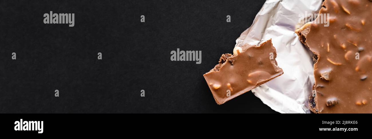 Horizontal banner header chocolate hi-res stock photography and images ...