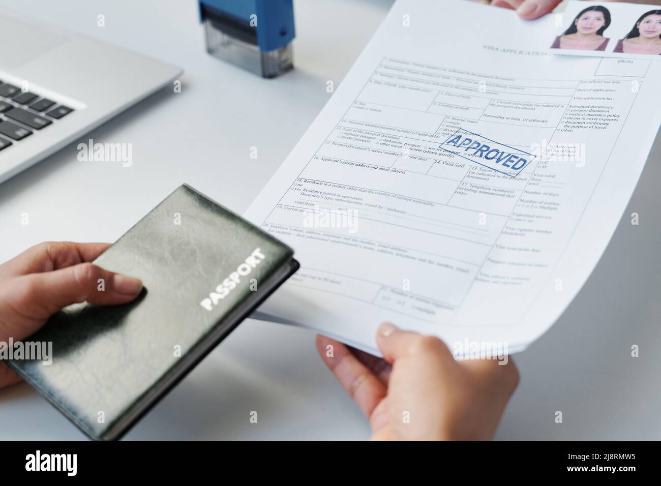 Work visa approved seal hi-res stock photography and images - Alamy