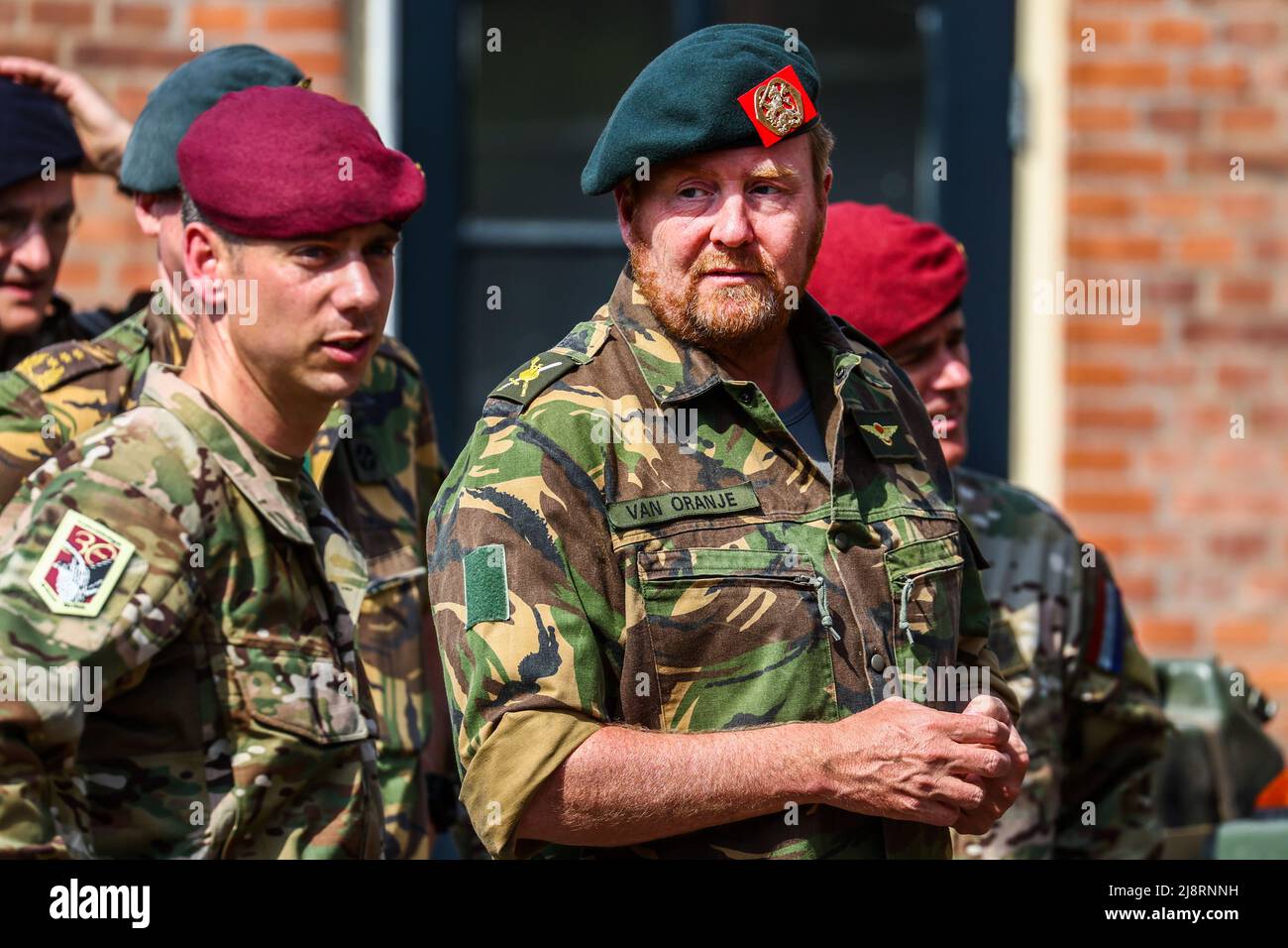 King Willem-Alexander during a working visit to the Airmobile Brigade ...