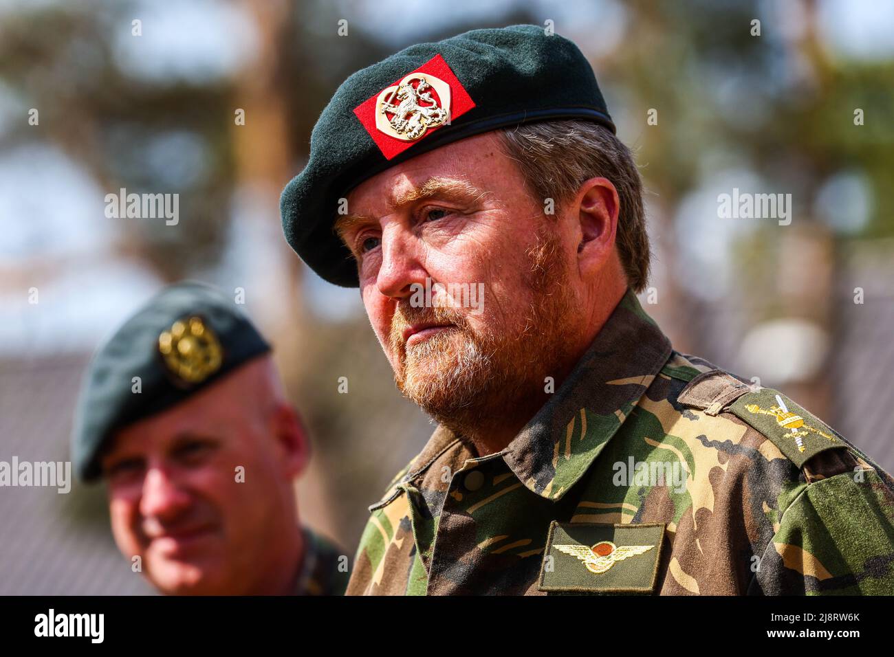 King Willem-Alexander during a working visit to the Airmobile Brigade ...