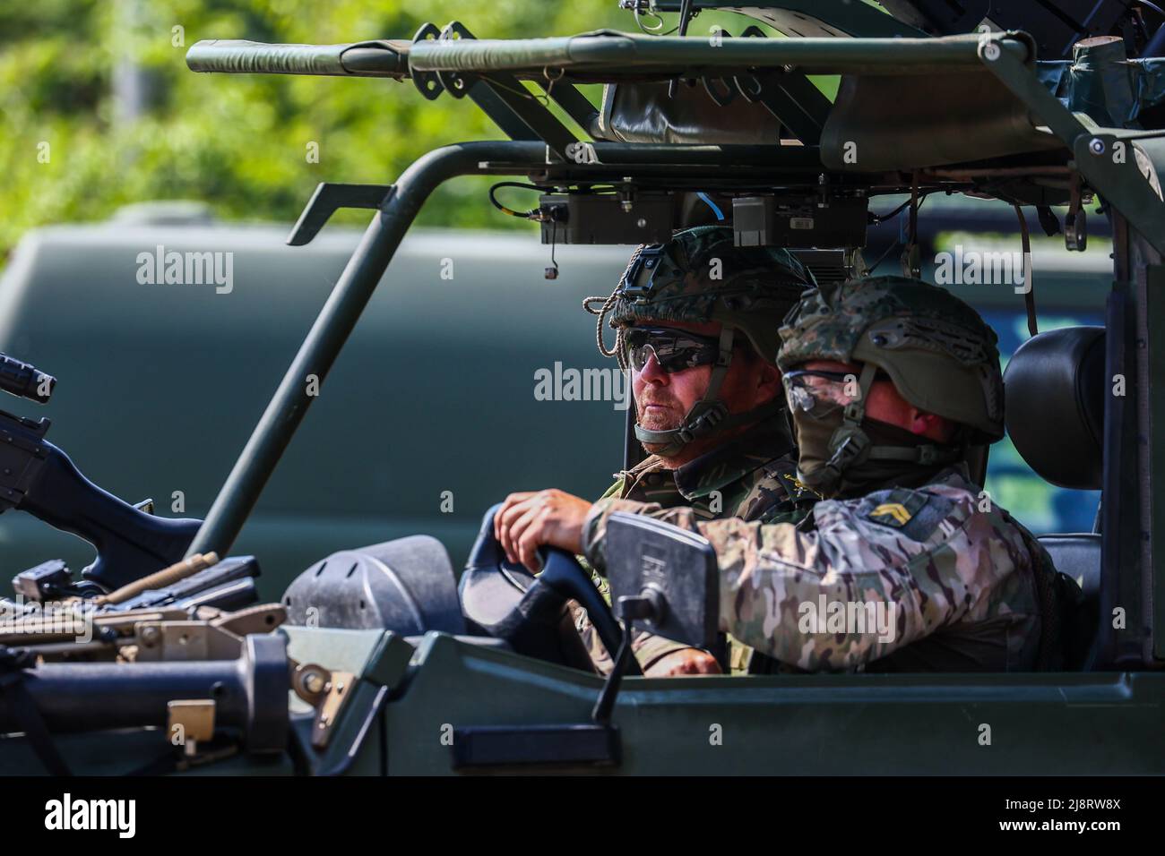 King Willem-Alexander during a working visit to the Airmobile Brigade ...