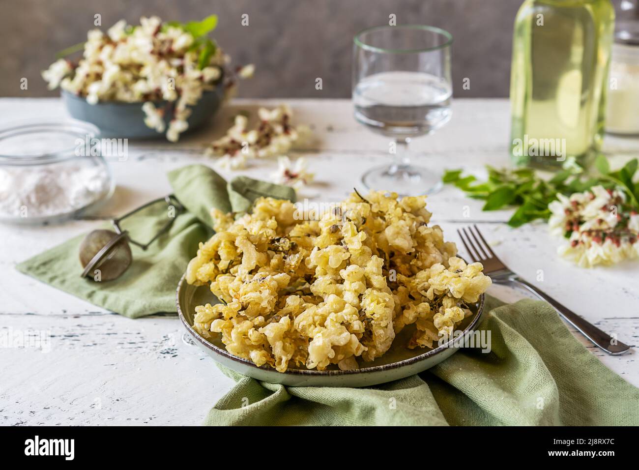 Battered flowers hi-res stock photography and images - Alamy