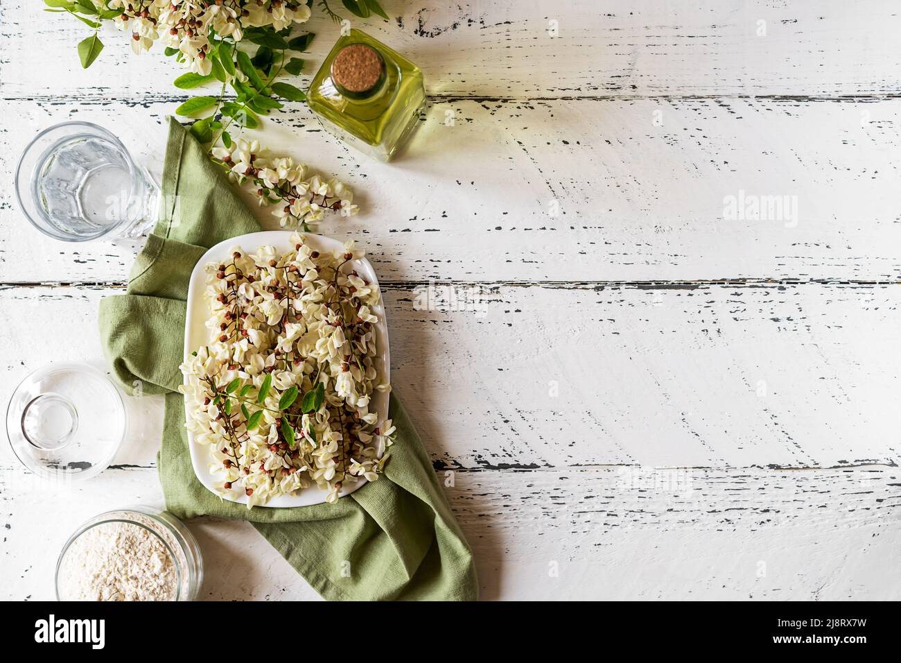 Battered flowers hi-res stock photography and images - Alamy