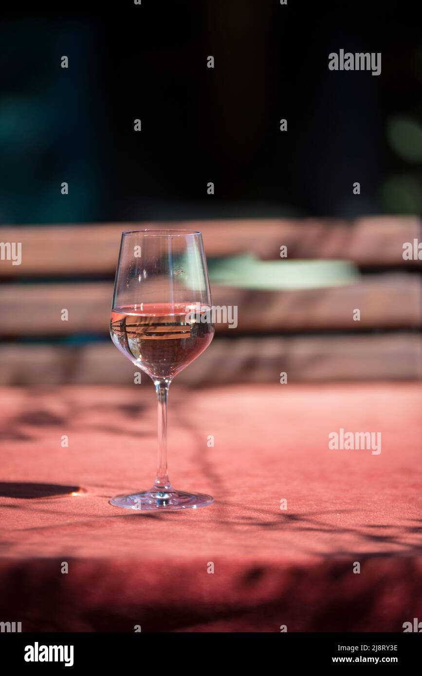 Bottle of whine hi-res stock photography and images - Alamy