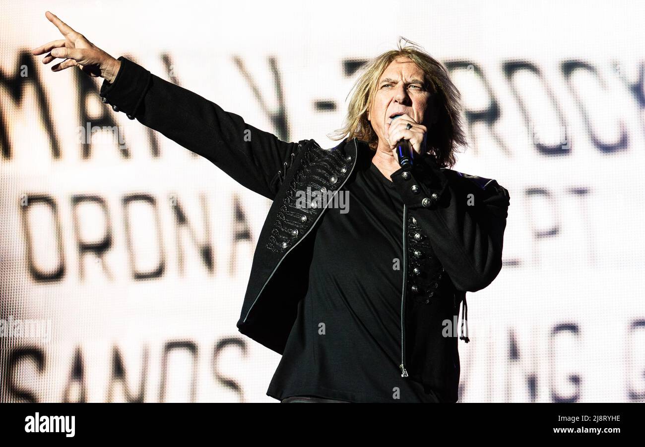 Def leppard hi-res stock photography and images - Alamy