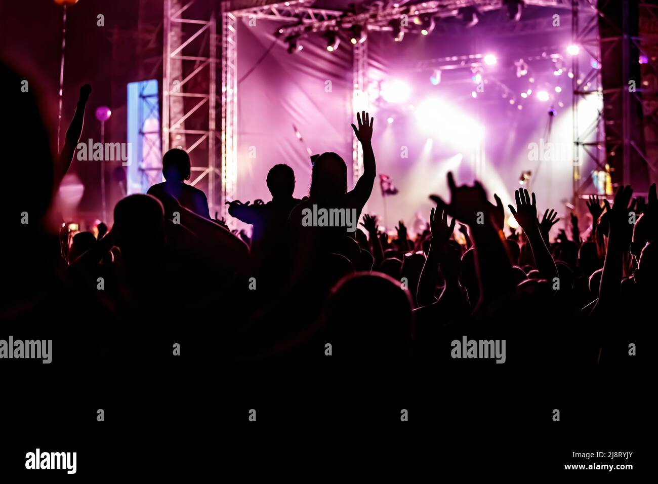 Happy crowd at a music festival Stock Photo - Alamy