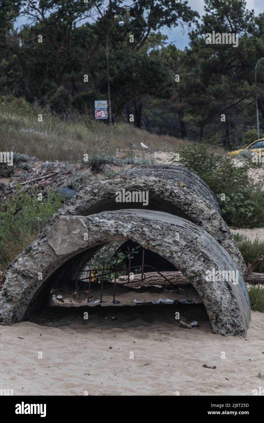 Construction on the beach hi-res stock photography and images - Alamy
