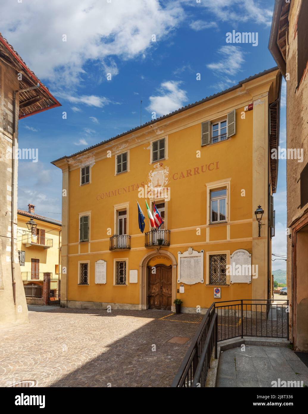 Town hall sign hi-res stock photography and images - Alamy