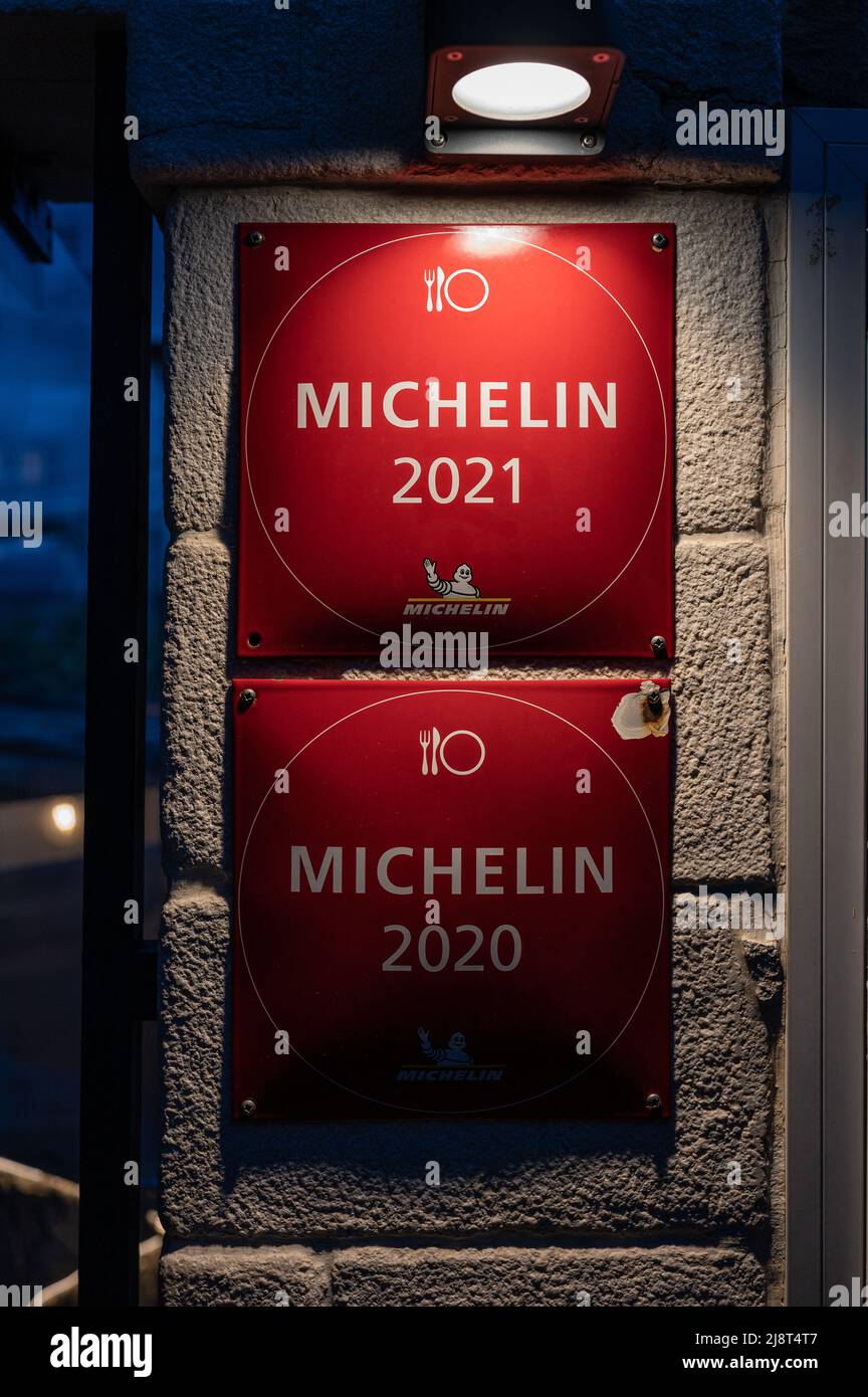 Michelin guide hi-res stock photography and images - Alamy